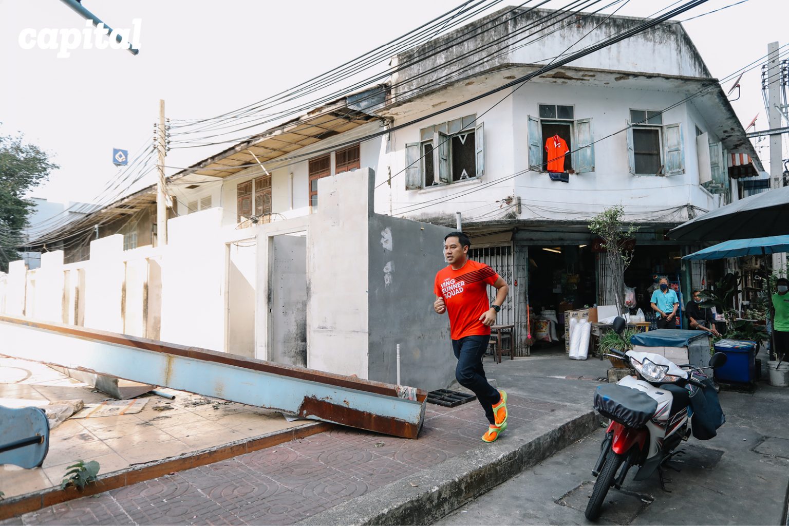 ‘รองเท้าแตะวิ่งได้’ VING แบรนด์สัญชาติไทยที่ชนะใจทั้งนักวิ่ง คนทั่วไป และผู้สูงอายุ - Capital