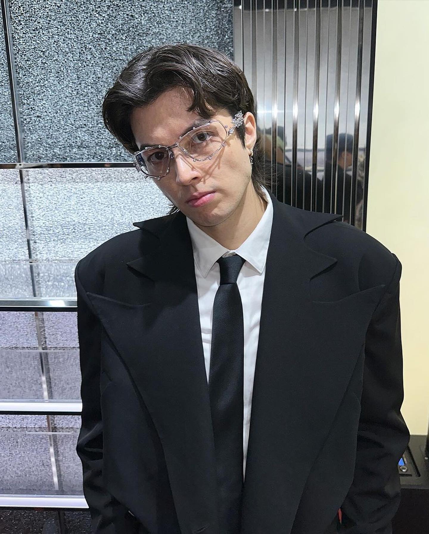 จากแว่นสายตาในเกาหลีใต้ สู่ Gentle Monster แบรนด์แว่นกันแดดดีไซน์สุดล้ำ ...